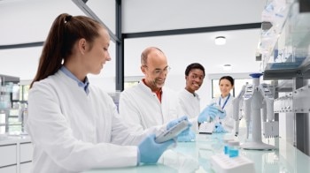 Handheld Laboratory Pipettes & Dispensers |Buy Now from Eppendorf