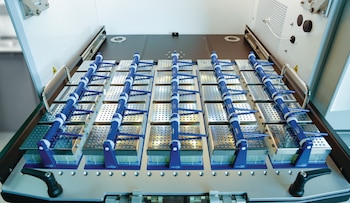 Innova® S44i - Stackable Incubator Shaker