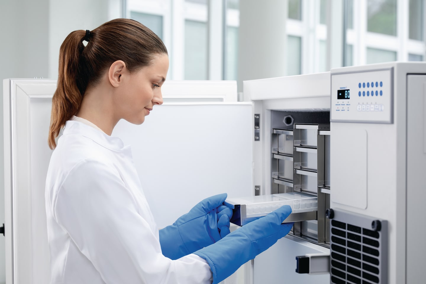 CryoCube® F101h - ULT Freezer