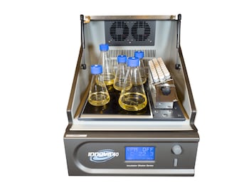 New Brunswick Innova® 40/40R - Benchtop Orbital Shaker