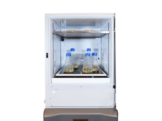 New Brunswick Innova® 42/42R - Stackable Incubator Shaker