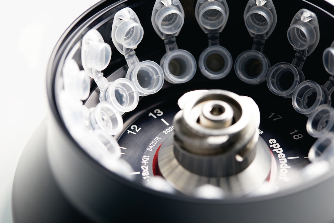 Centrifuge 5425/5425 R - 24本架のラボ標準